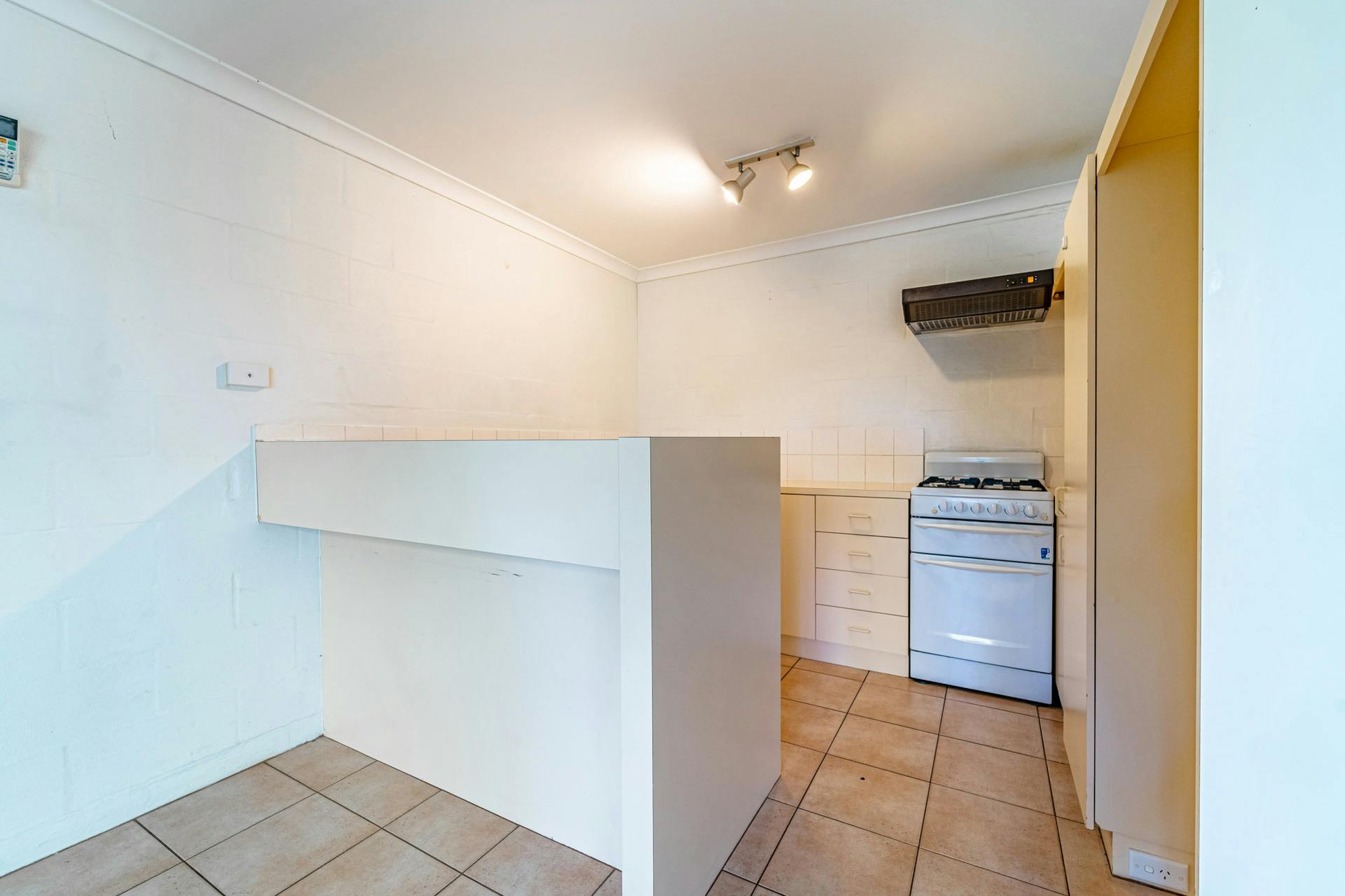 2/9 Kent Street, Rockingham, WA, 6168 – Sold | Elders Real Estate