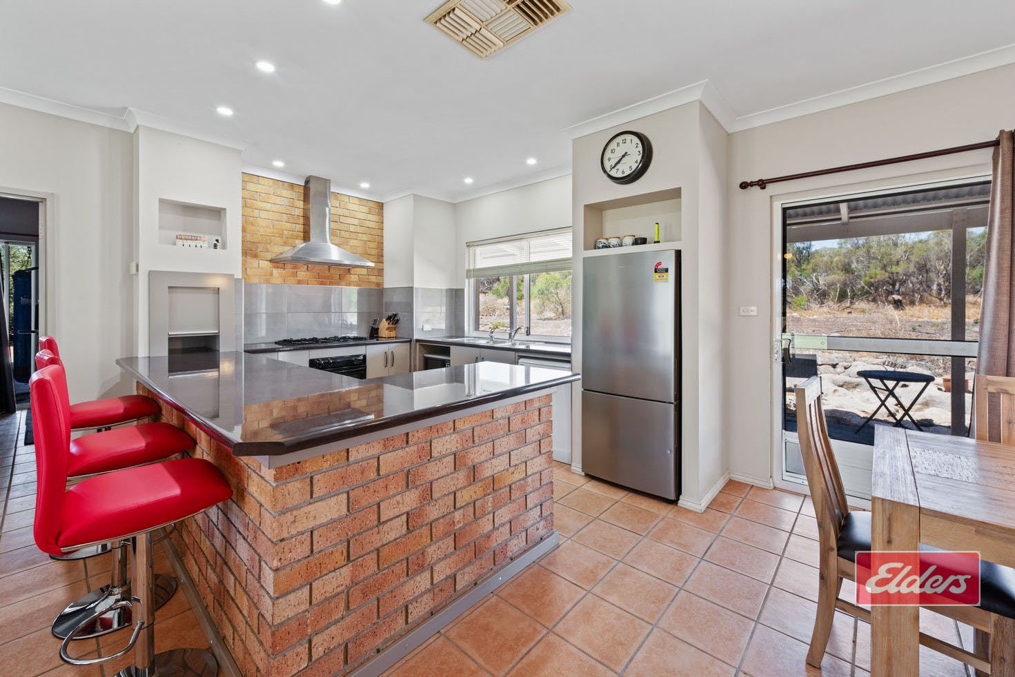 180 Melaleuca Road, Bonniefield, WA, 6525 – Sold | Elders Real Estate