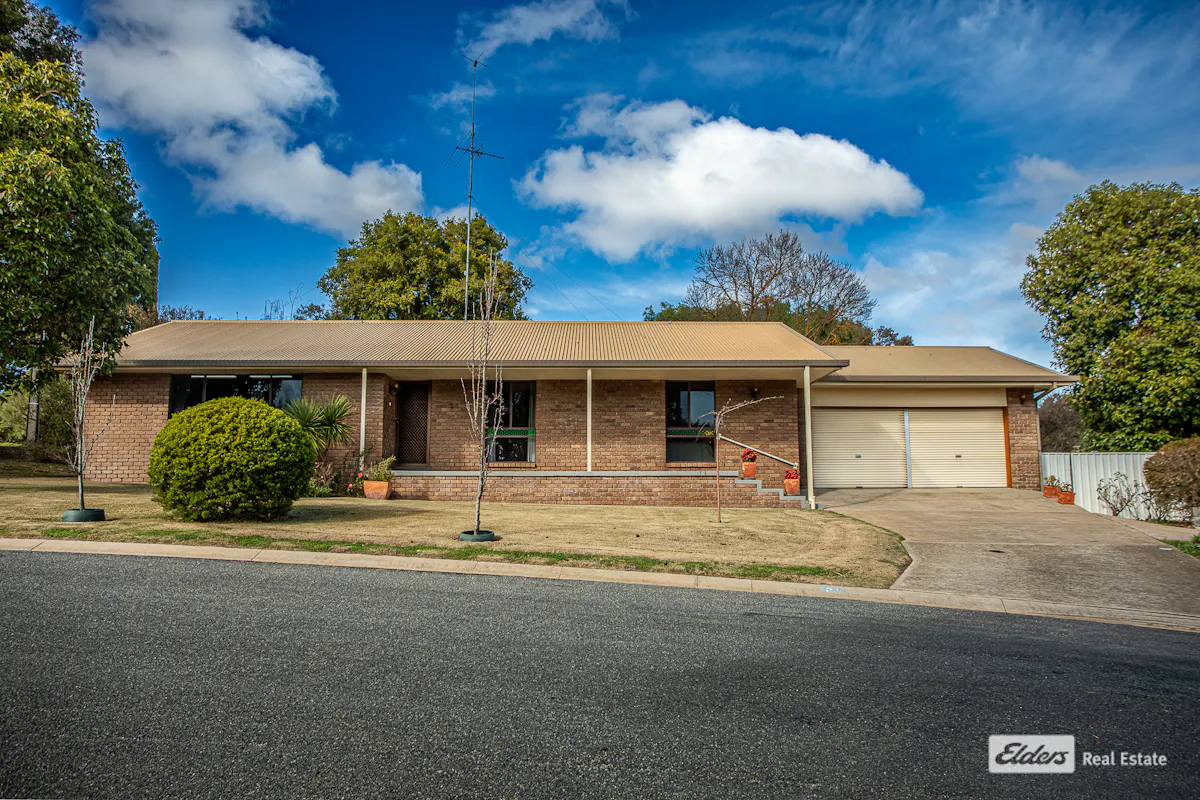 21 Gilbert Drive, Naracoorte, SA, 5271 – Sold | Elders Real Estate