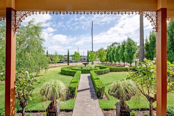 Elders Real Estate Hamilton | Your Local Real Estate Experts